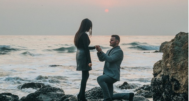 Marry Me Songs - 15 Greatest Songs To Make Your Proposal Special
