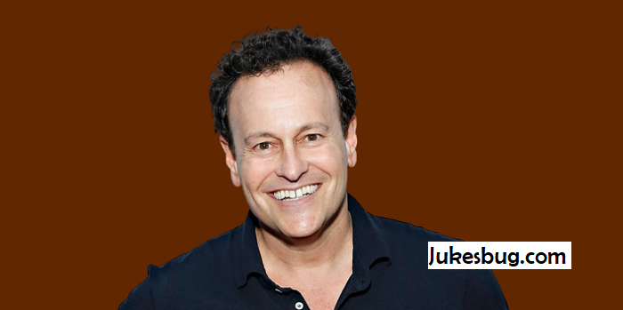 Mitchell Hurwitz: Bio, Career, Net Worth, Other Interesting Details