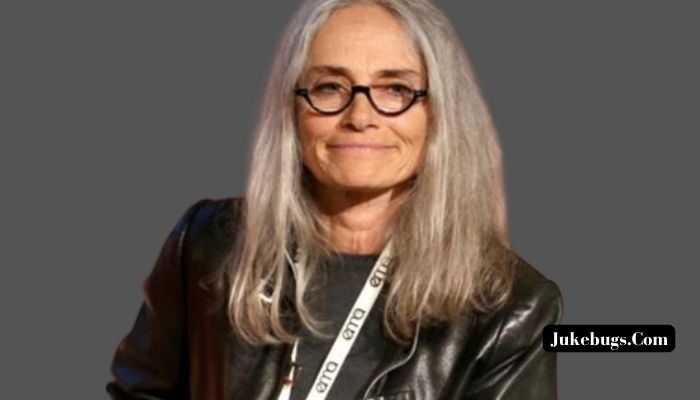 Carla Santos Shamberg