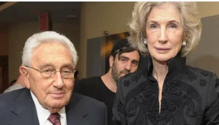 Who is Nancy Kissinger, Henry Kissinger's Wife?